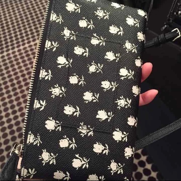 Coach | Bags | Coach Herald Crossbody In Printed Crossgrain Leather ...